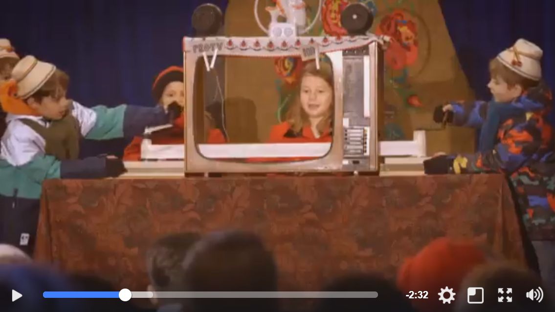 La 22 de ani de la lansare dar si de Ziua Nationala, PRO TV canta ...